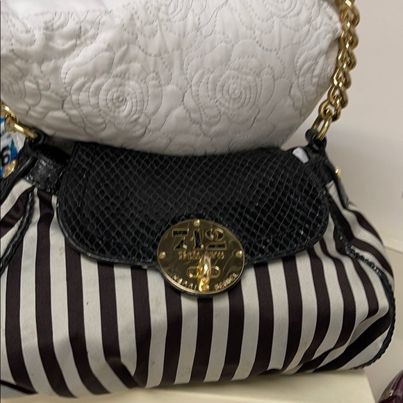 henri bendel | Bags | Authentic Henri Bendel Signature Stripe Turnlock ...